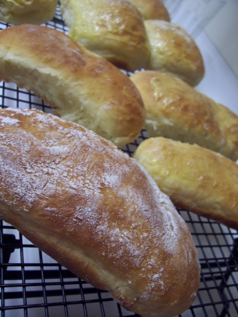 How I Cook » Blog Archive » Pao de Batata – Potato Bread